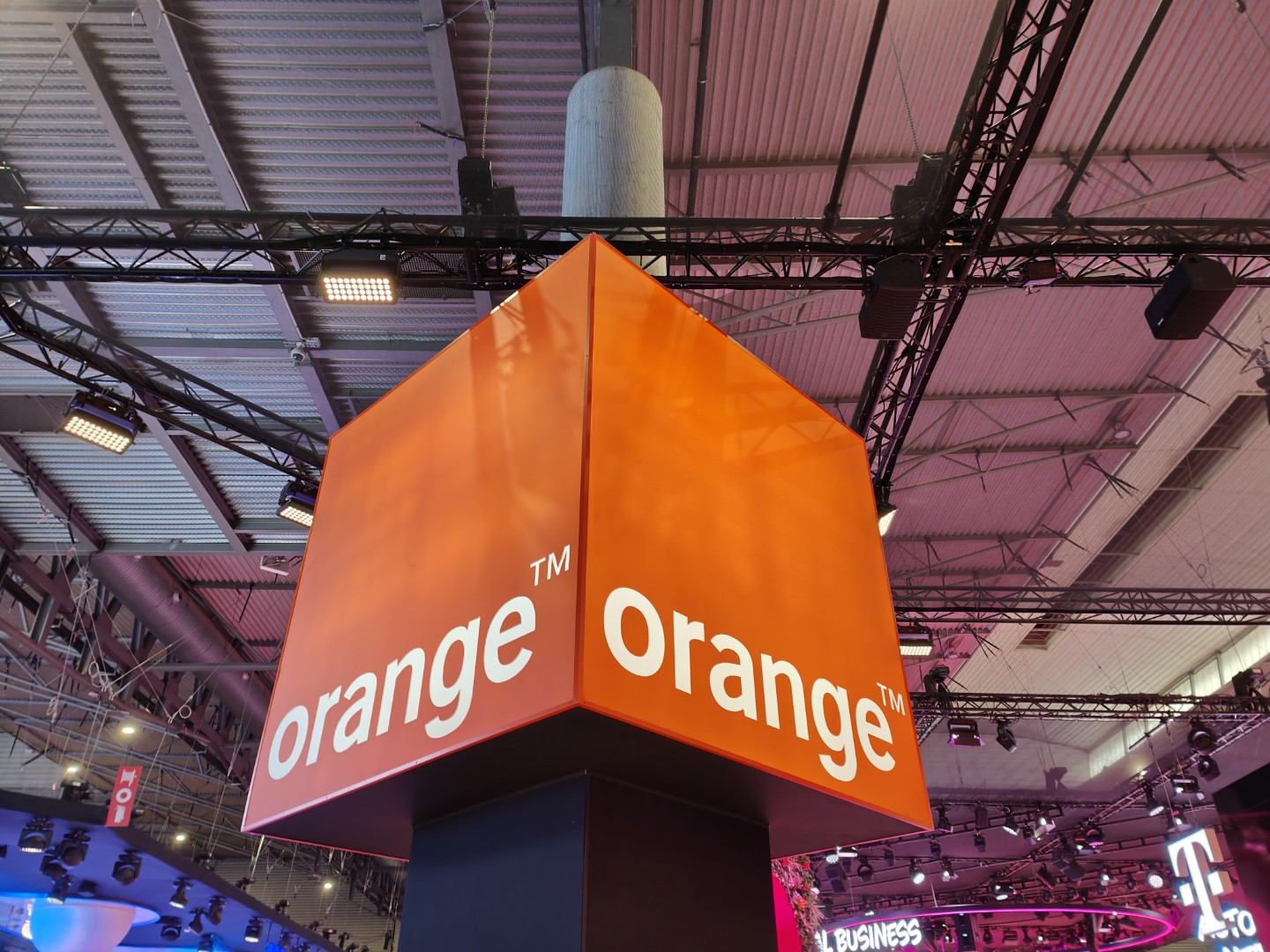 Samensmelting Orange Belgium en Voo officieel afgerond - ITdaily.