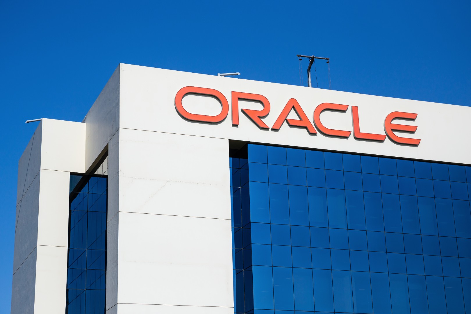 Oracle breidt AI- en databaseservices fors uit - ITdaily.