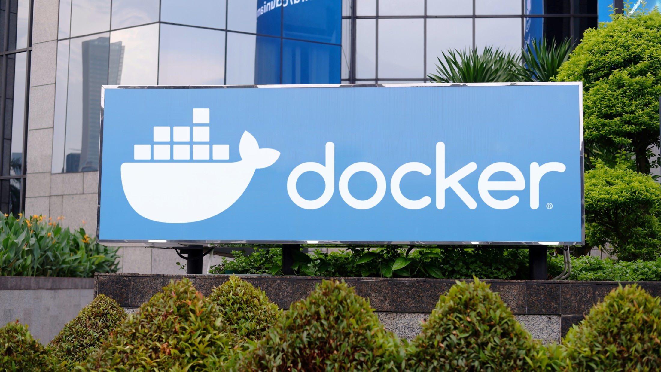 Docker maakt geharde container-images gratis en open source - ITdaily.